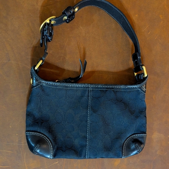 Coach | Bags | Coach Vintage Signature Jacquard Leather Brass Black ...